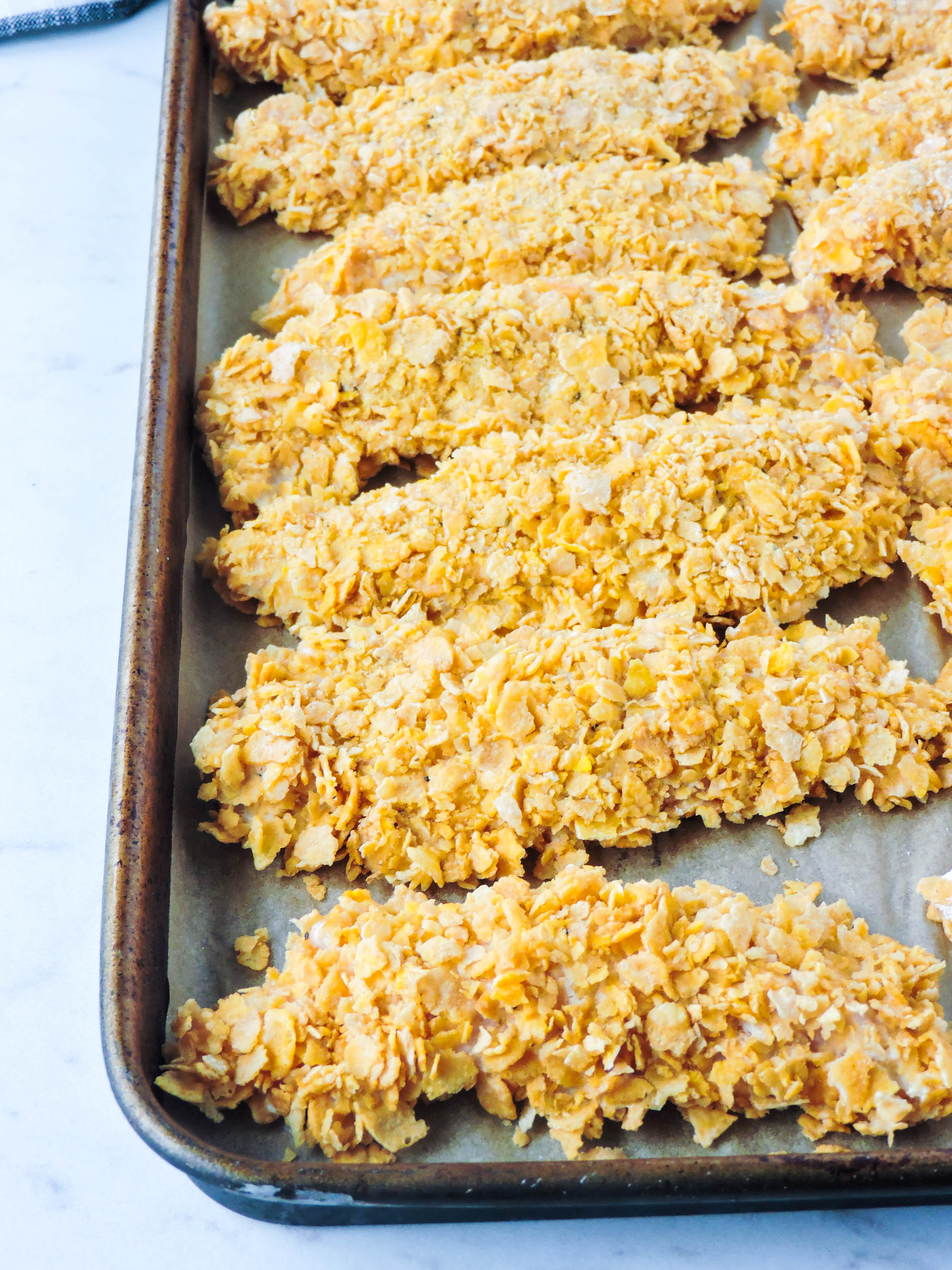 Healthy Crispy Chicken Tenders (Freezer Friendly) - Fresh Fit Kitchen